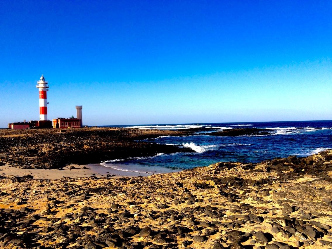 Love is like a lighthouse – La Casa de Paz